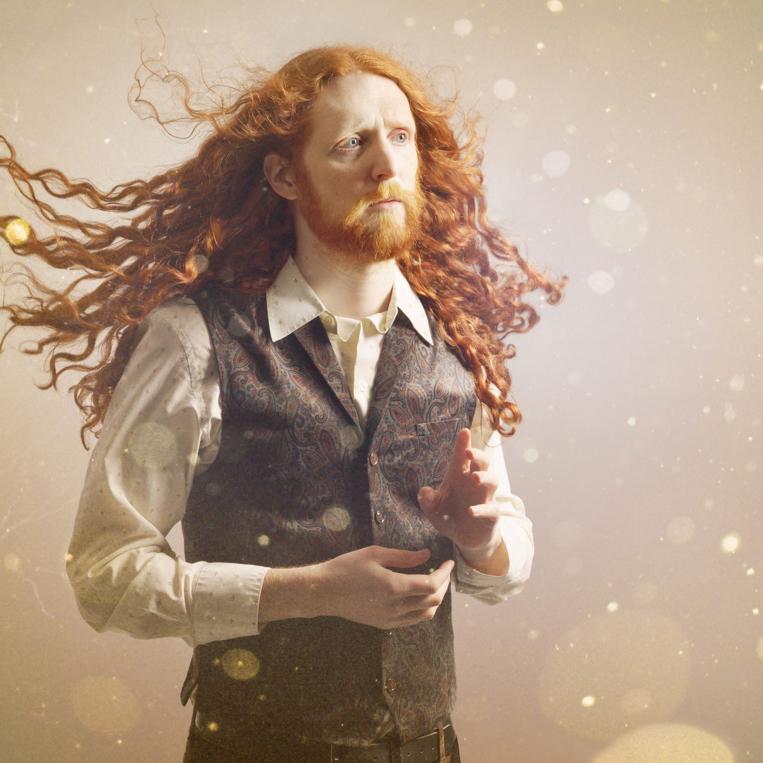 Alasdair Beckett King - Comedian | Angel Comedy Club London